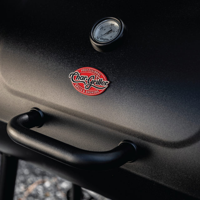 Smokin’ Champ® Barrel Grill and Offset Smoker - Char-Griller
