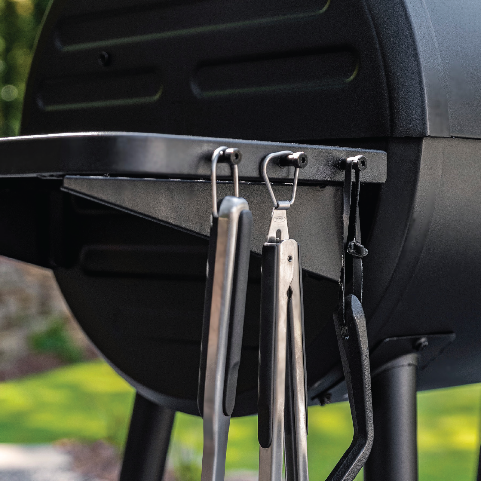 Smokin’ Champ® Barrel Grill and Offset Smoker - Char-Griller