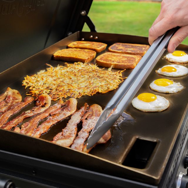 3-Burner Flat Iron® Gas Griddle (Black) - Char-Griller